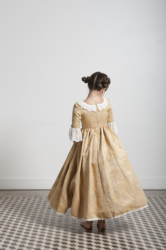 Mes Petites Robes - Next Door Stories